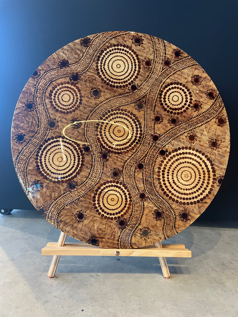 Resinating Burns - Resin Art - "Tracks On Country" – Murran